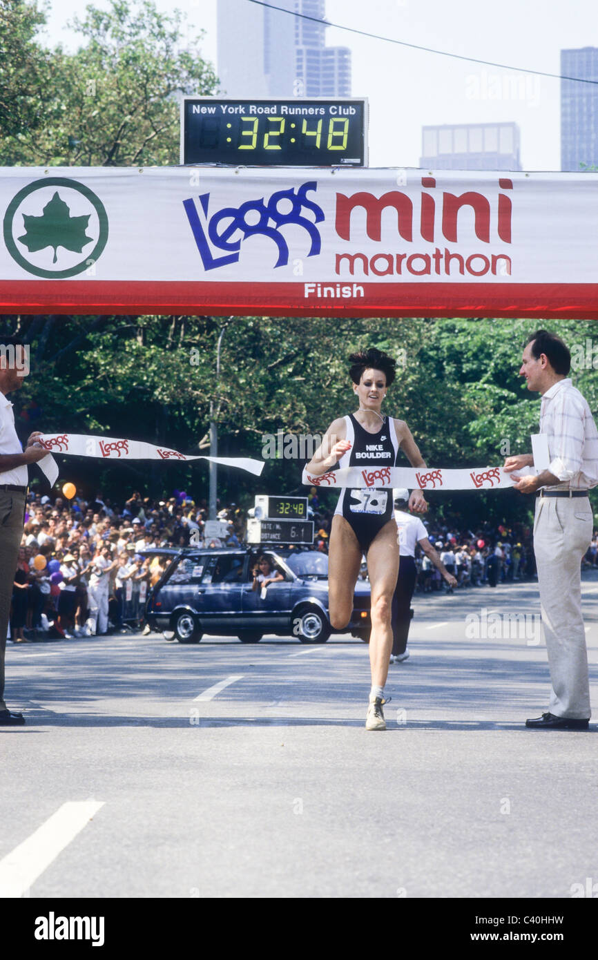 Lisa martin hi-res stock photography and images - Alamy