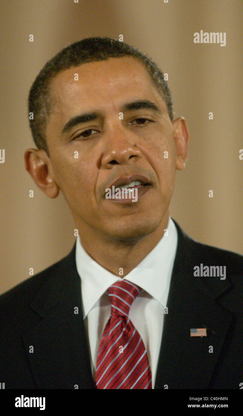 Manmohan singh press conference hi-res stock photography and images - Alamy