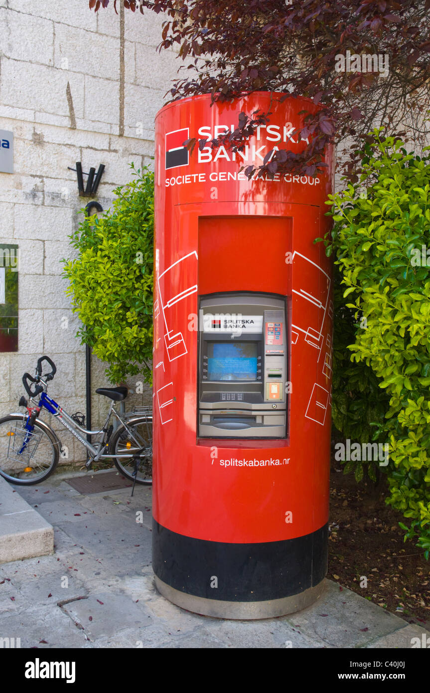 Europe atm hi-res stock photography and images - Alamy