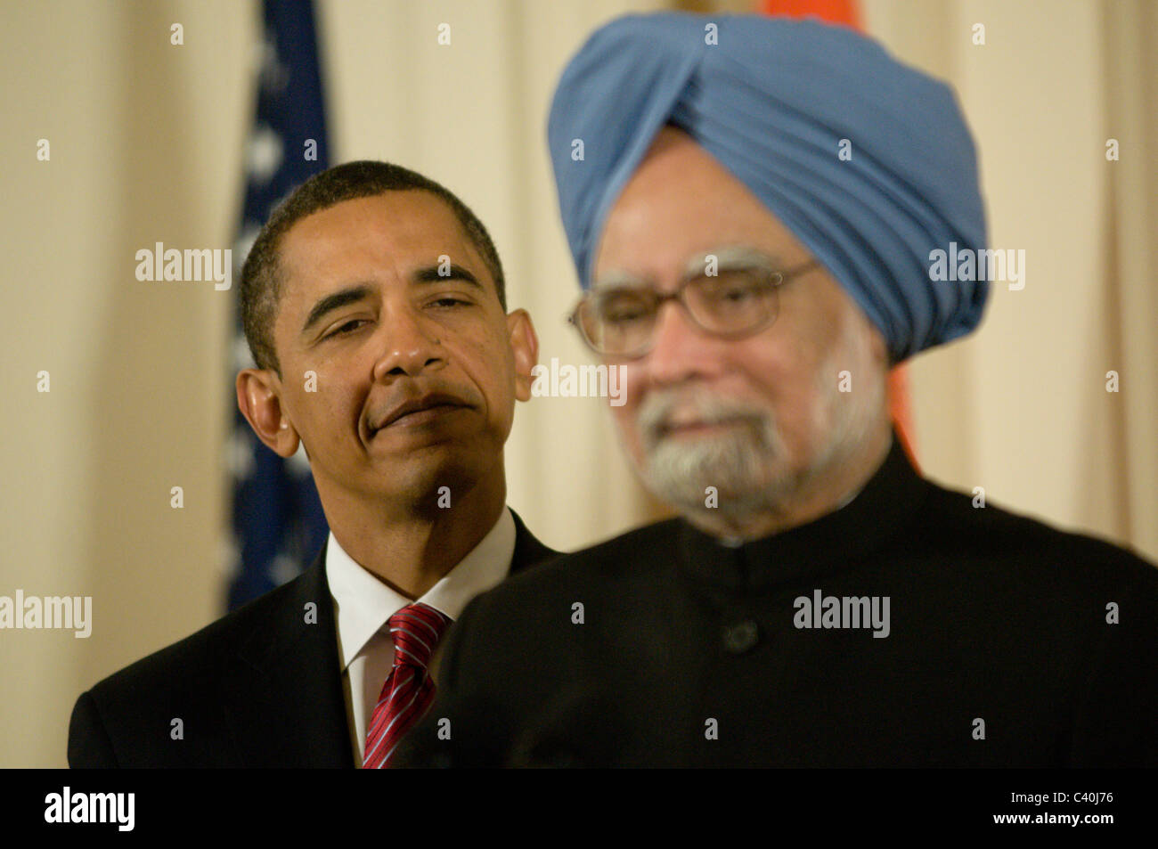 Barack obama and manmohan singh hi-res stock photography and images - Alamy