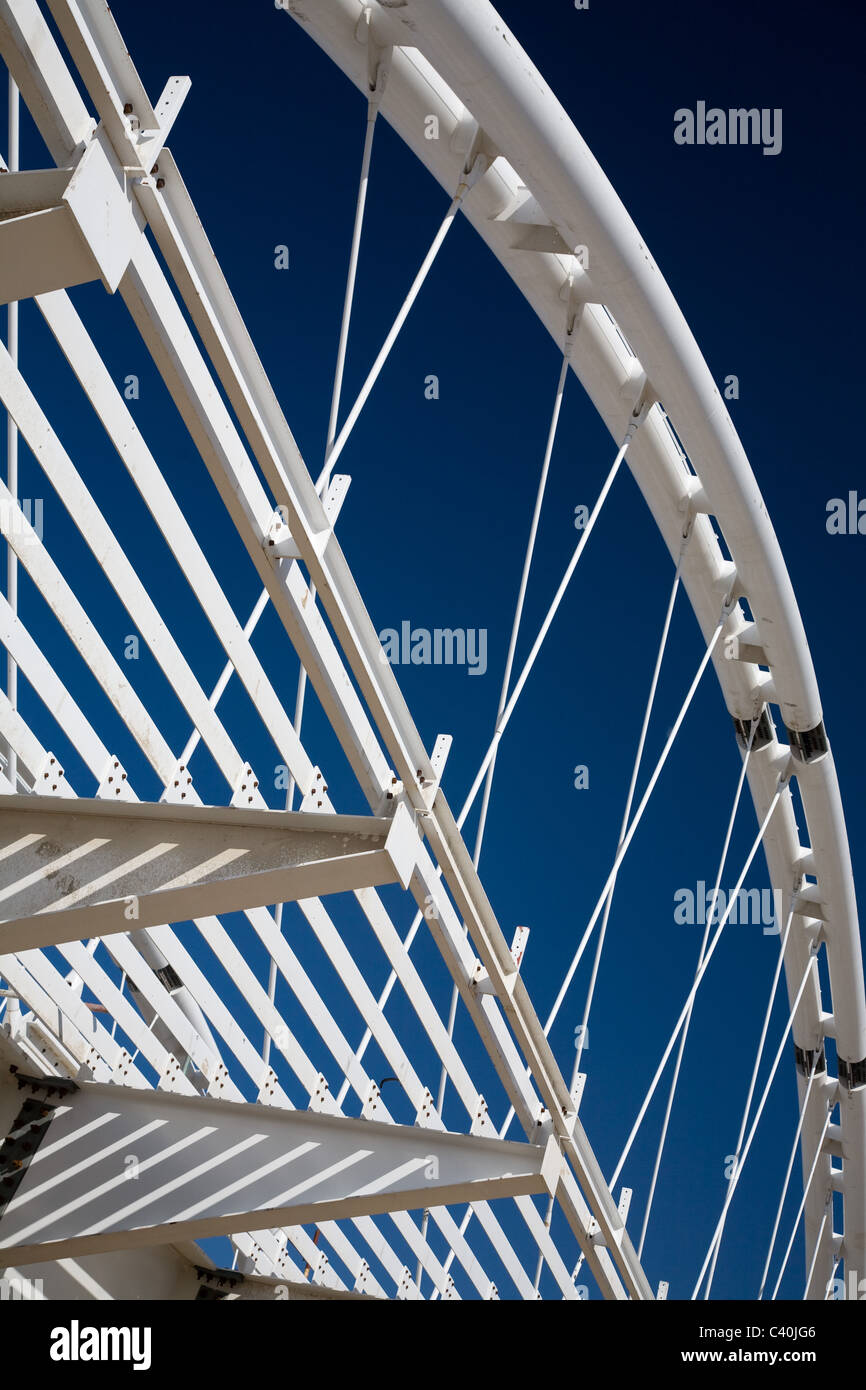 Bridge Construction al raha beach resort abu dhabi Stock Photo - Alamy
