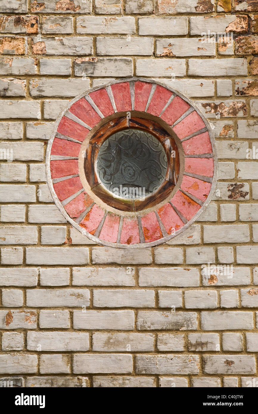 Round window hi-res stock photography and images - Alamy