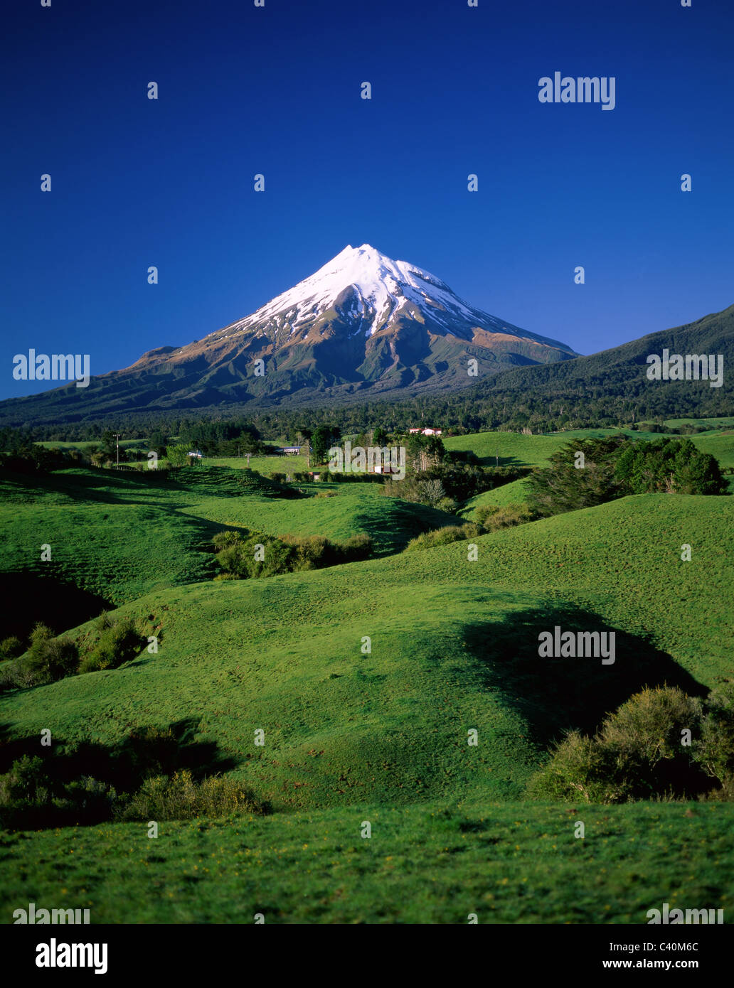 Egmont, Holiday, Isolated, Isolation, Landmark, Mount, Mountain ...