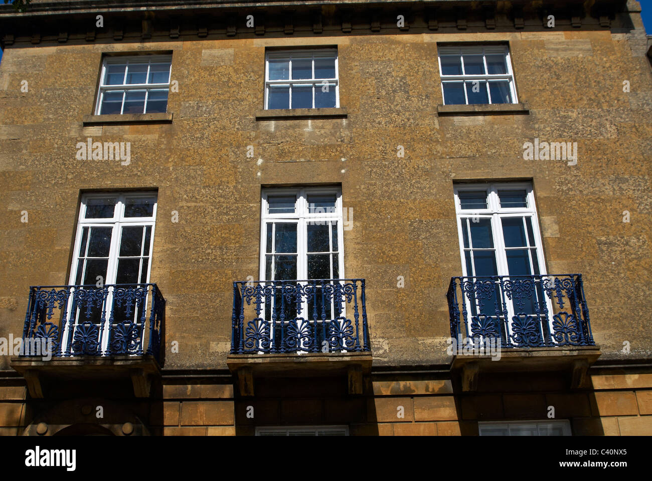 Georgian windows hi-res stock photography and images - Alamy