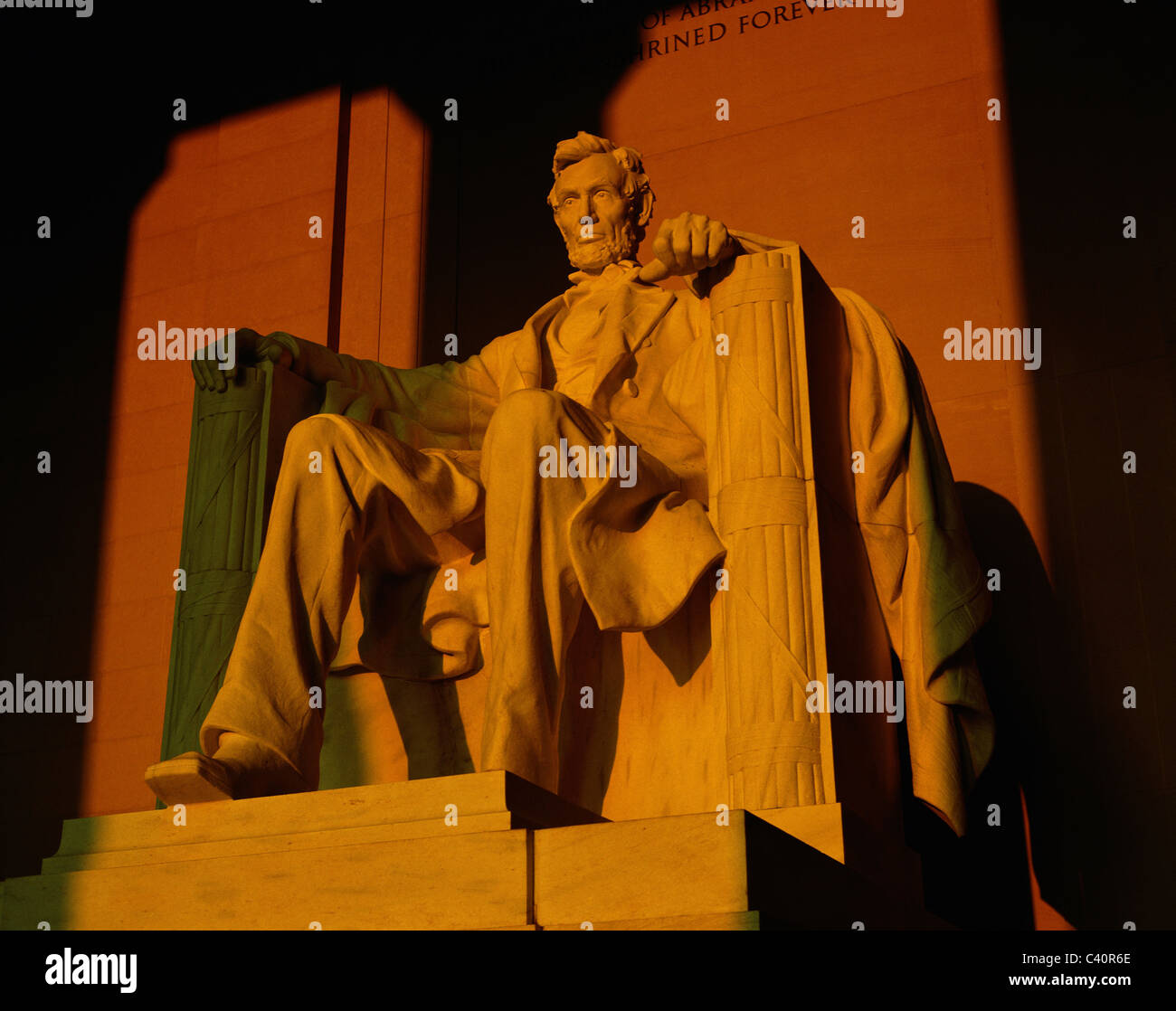 Statue of abraham linco hi-res stock photography and images - Alamy
