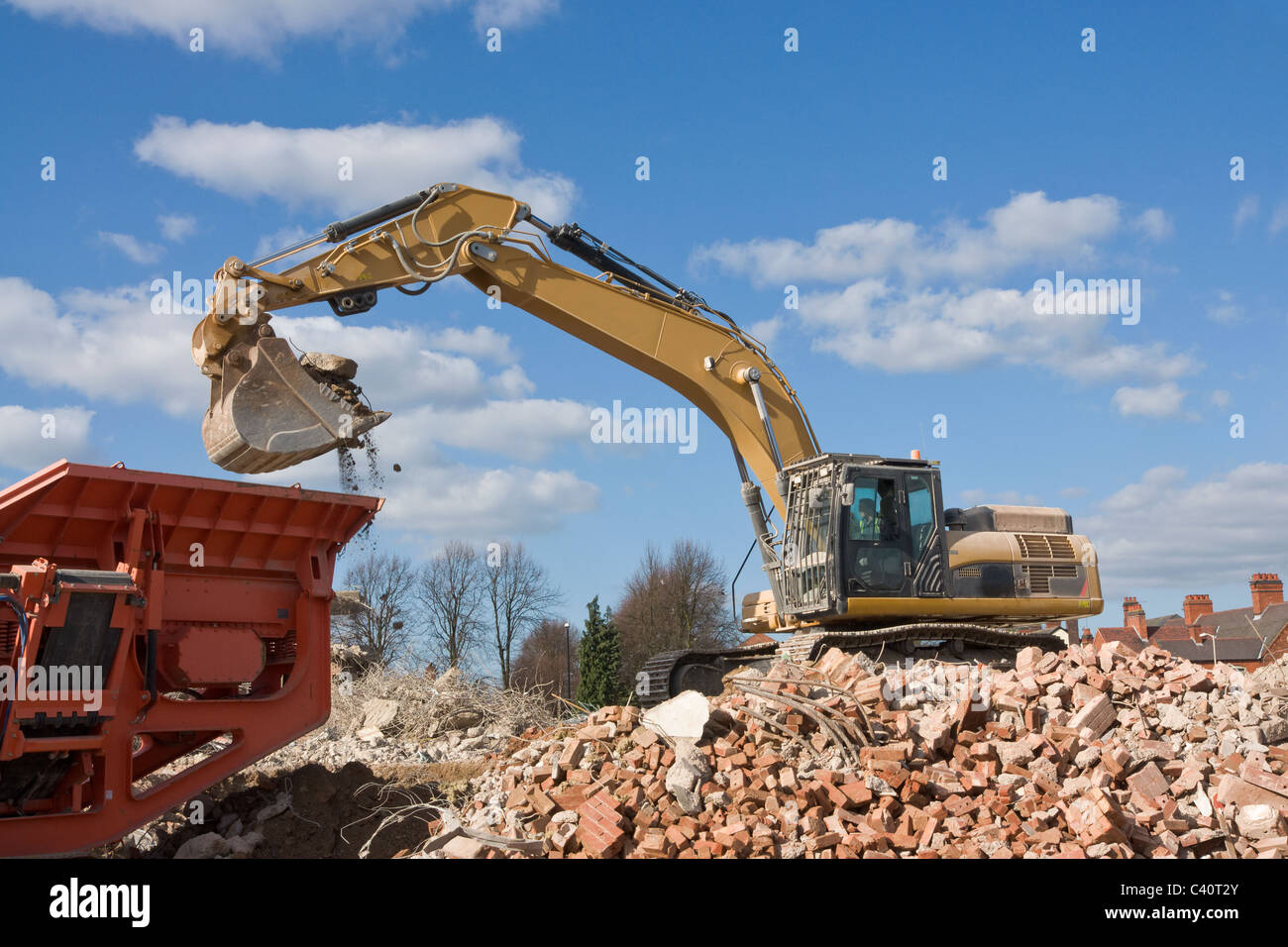 Tracked Excavator Loading Hopper Stock Photo - Alamy