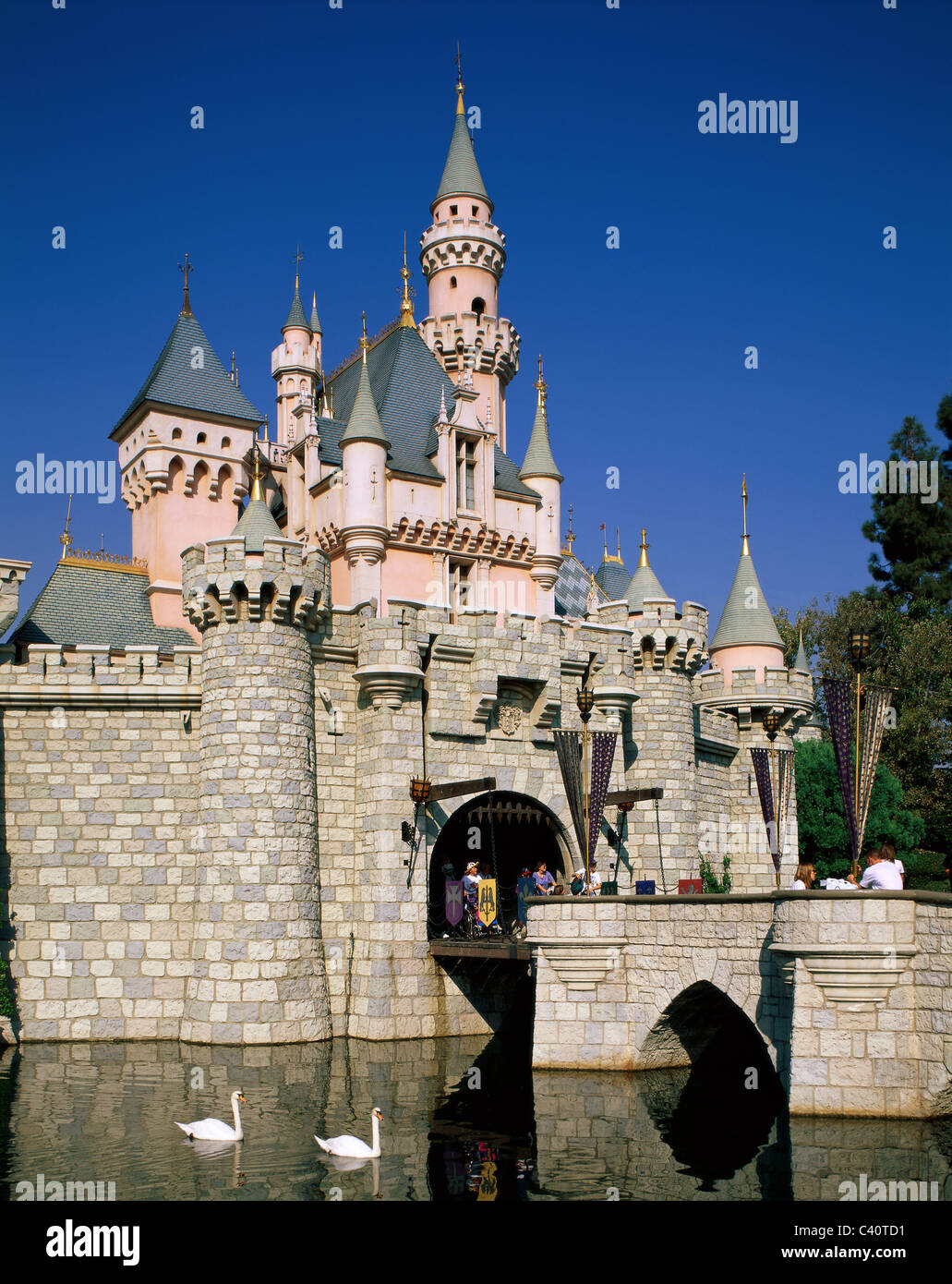 Anaheim, Beauty, California, Castle, Disneyland, Holiday, Landmark ...