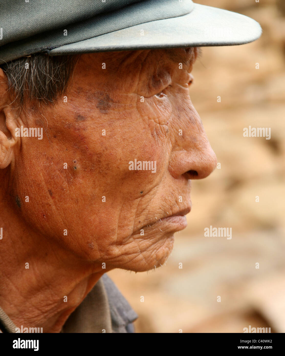 Chinese peasant farmer hi-res stock photography and images - Alamy