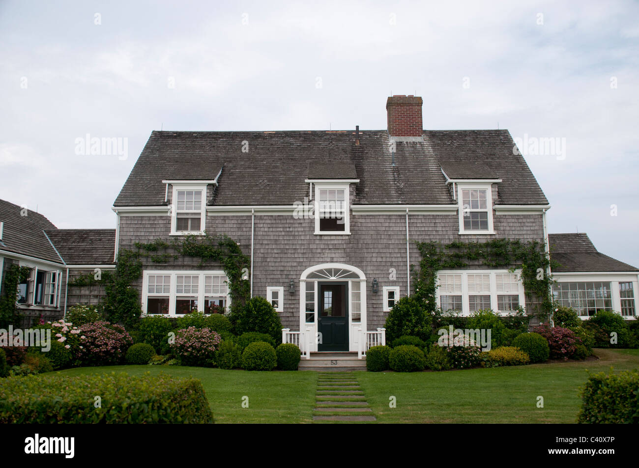Homes in siasconset nantucket island hi-res stock photography and ...