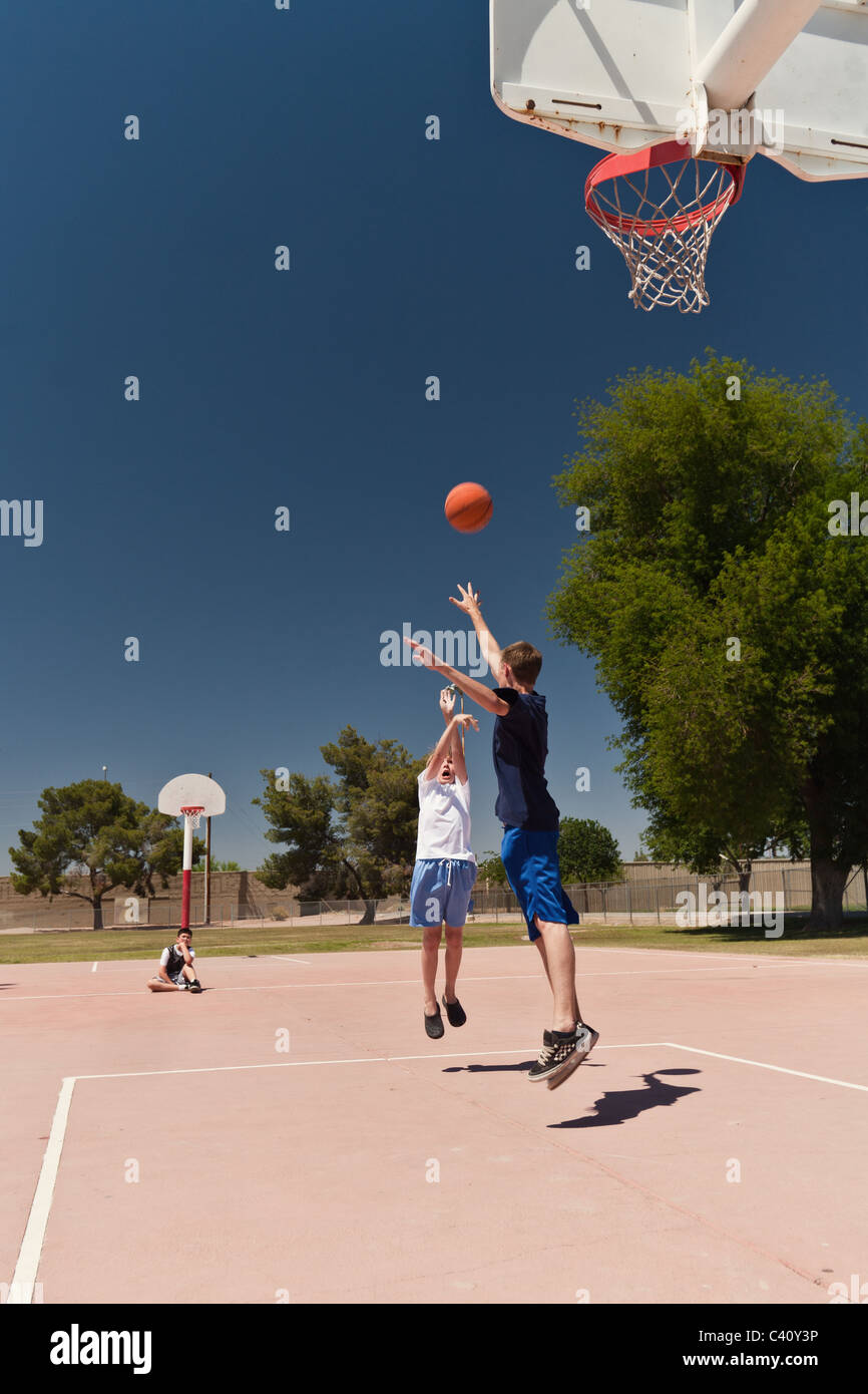 Boys Kids Basketball Stock Photos & Boys Kids Basketball Stock Images ...