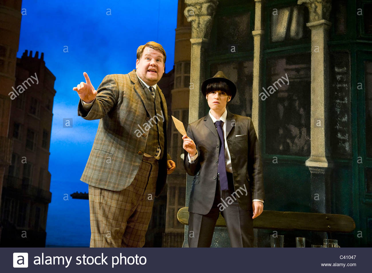 One Man Two Guvnors National Theatre High Resolution Stock Photography ...