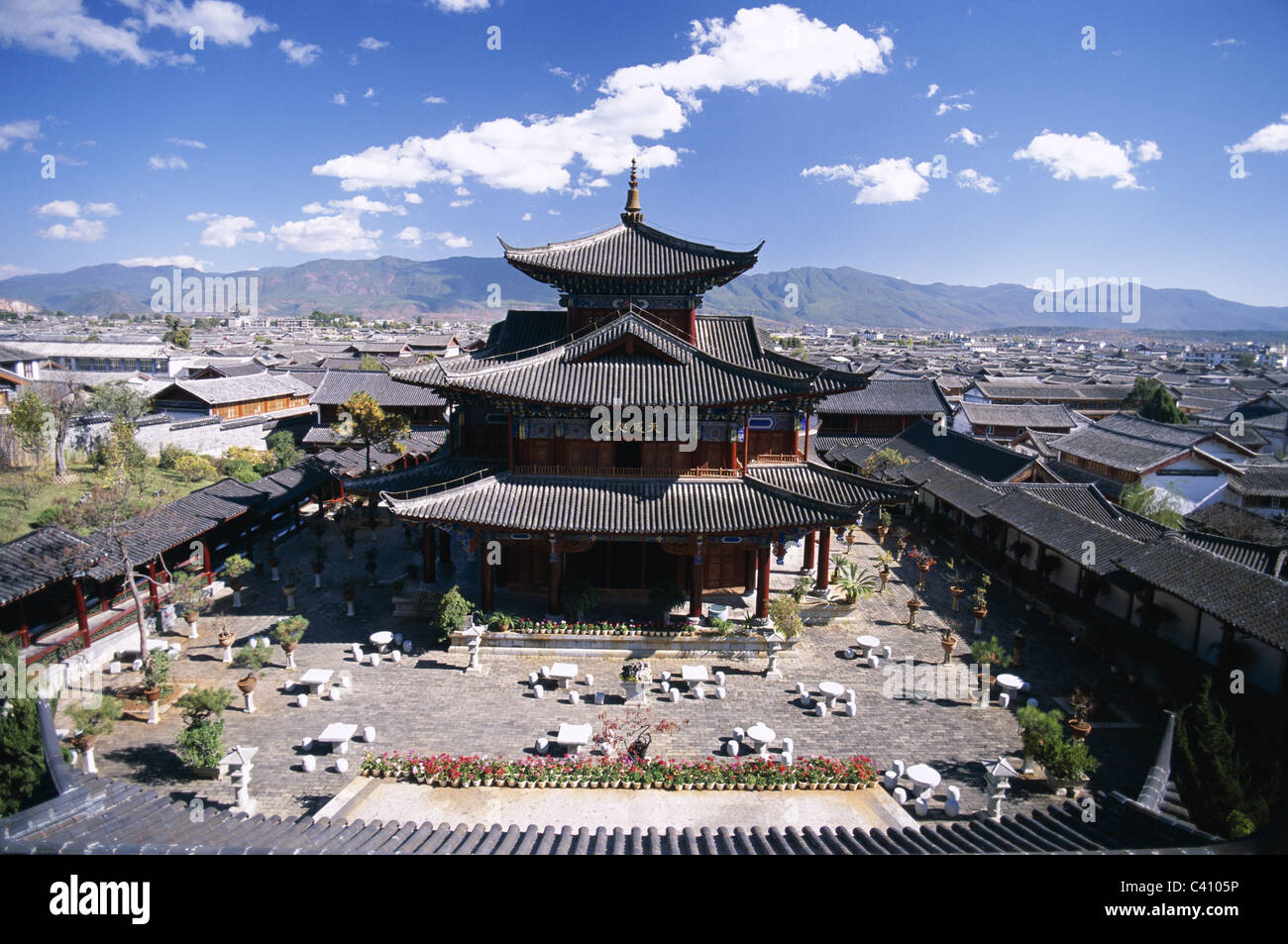 Ming mansion hi-res stock photography and images - Alamy