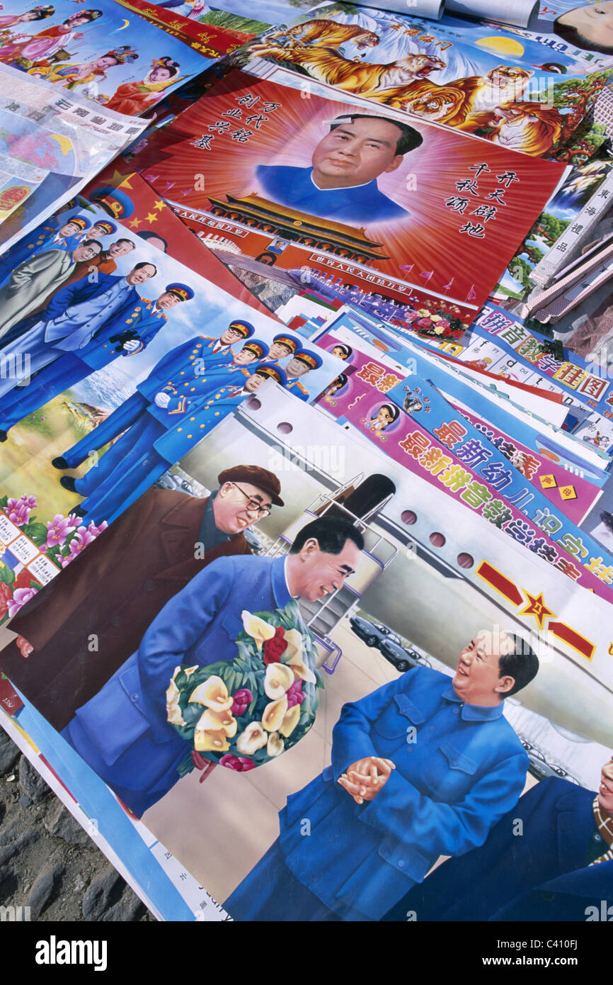 Decoration posters of mao zedong hi-res stock photography and images ...