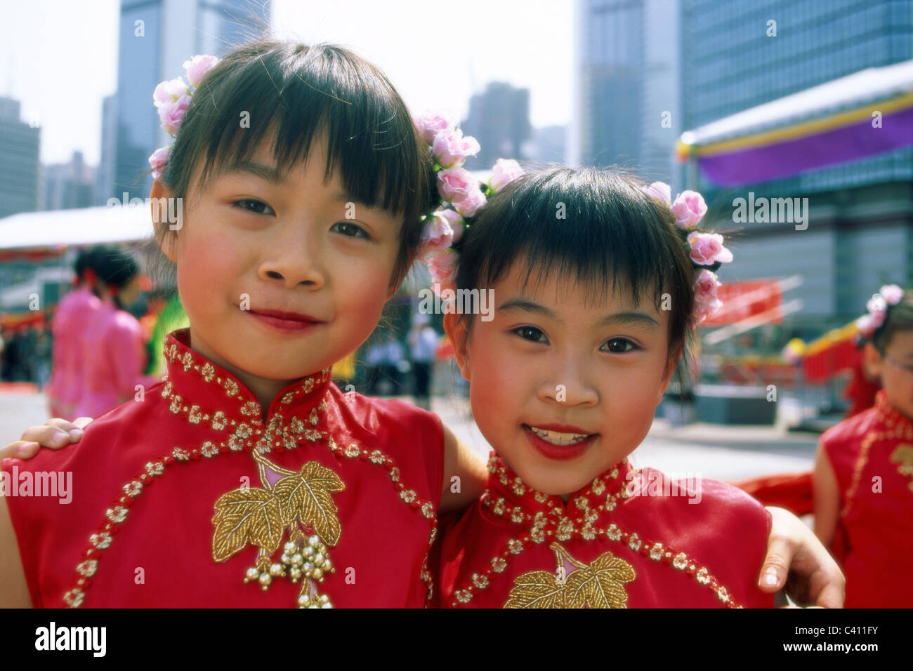 Chinese cheongsam children hi-res stock photography and images - Alamy
