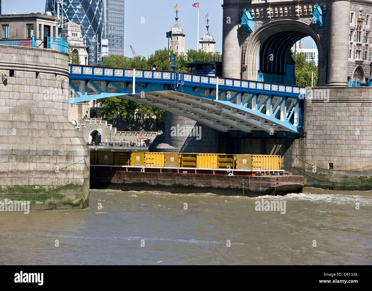 Cargo barge hi-res stock photography and images - Alamy