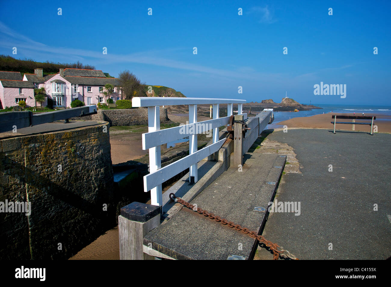 Bude Cornwall UK Canal Sea Lock Sealock Stock Photo - Alamy