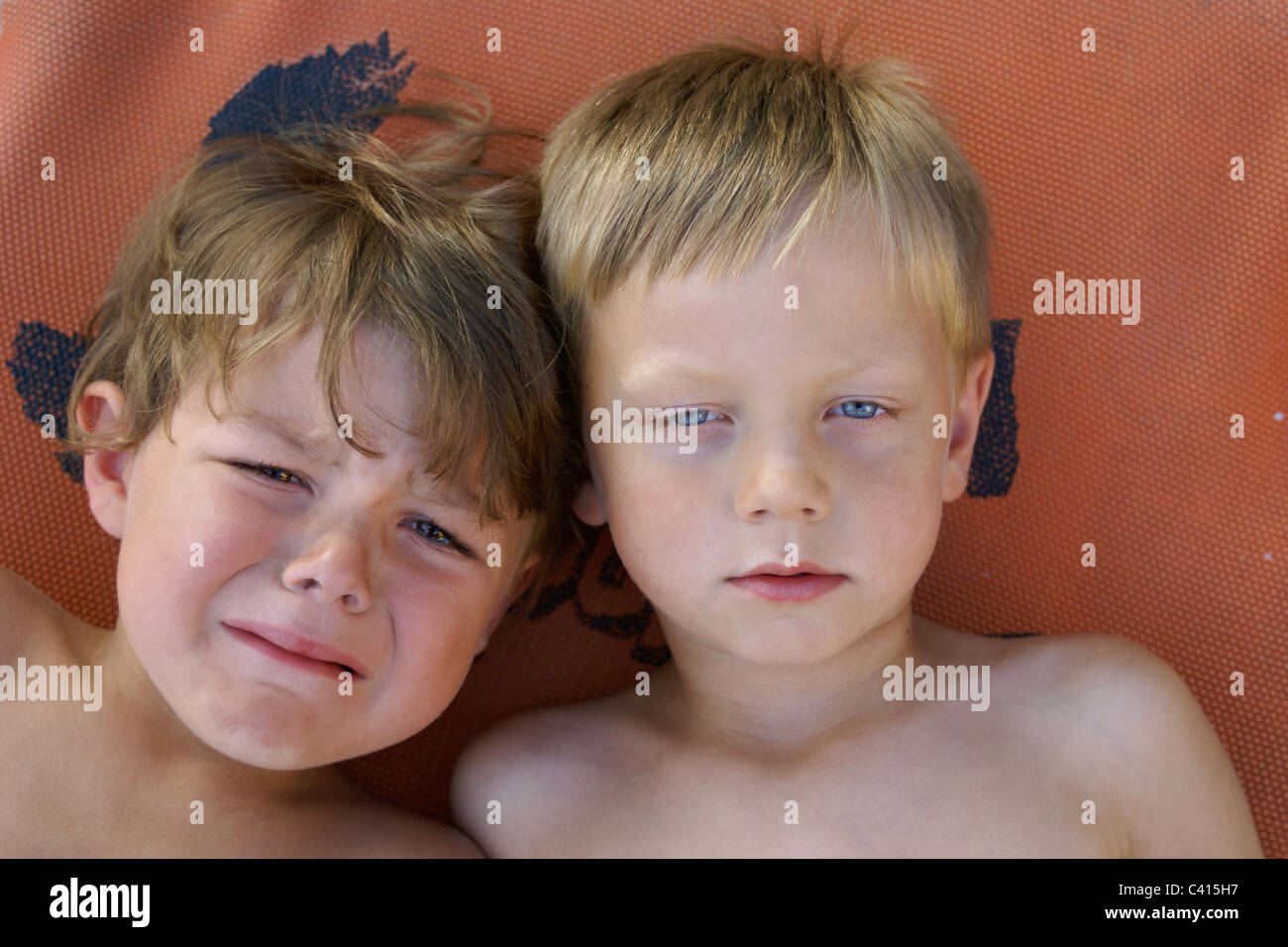 Two different boys hi-res stock photography and images - Alamy