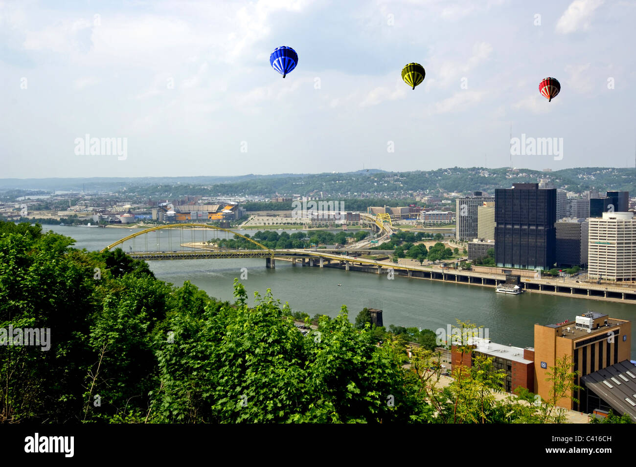 Mount washington pittsburgh aerial hi-res stock photography and images ...