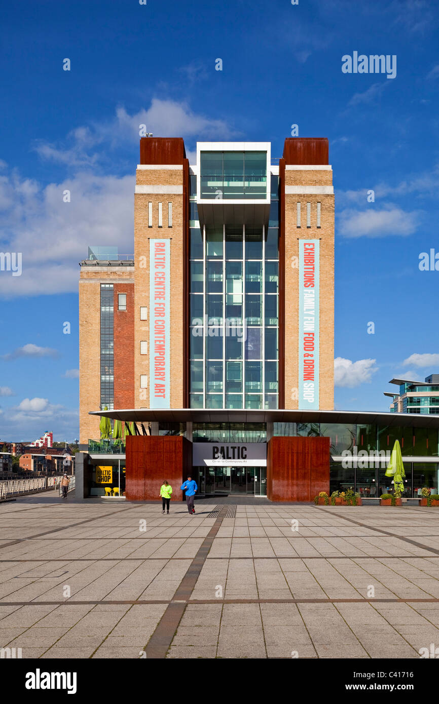 The Baltic Centre for Contemporary Art in Gateshead Tyneside ...