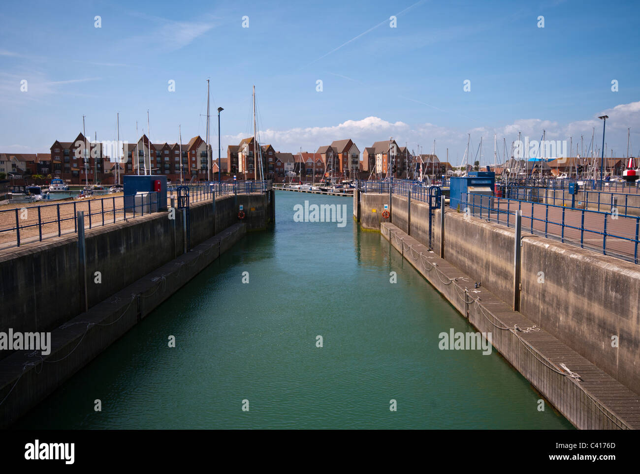 Sovereign harbour locks hi-res stock photography and images - Alamy