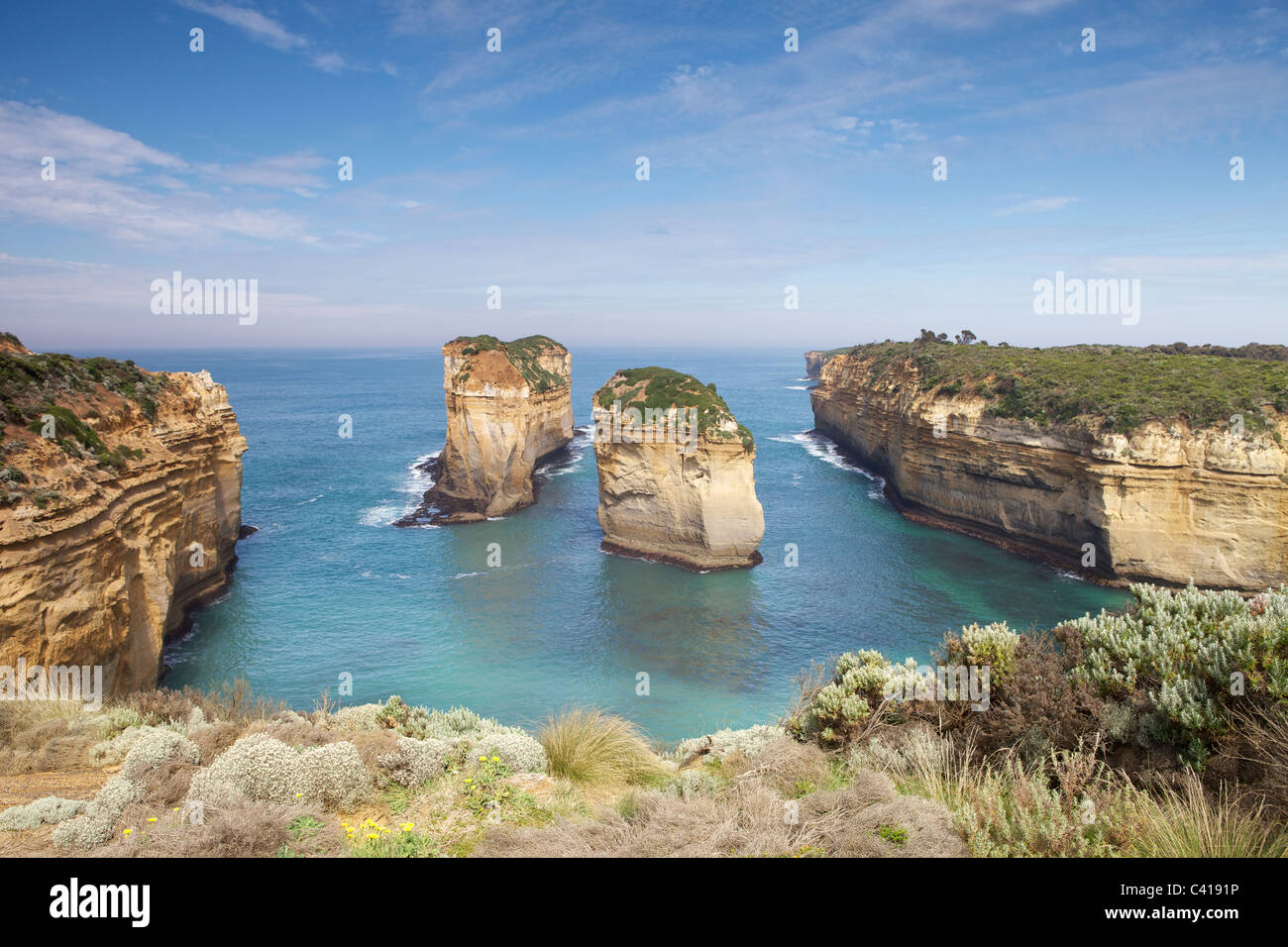Lock Ard Gorge in the Twelve Apostles National Park Stock Photo - Alamy