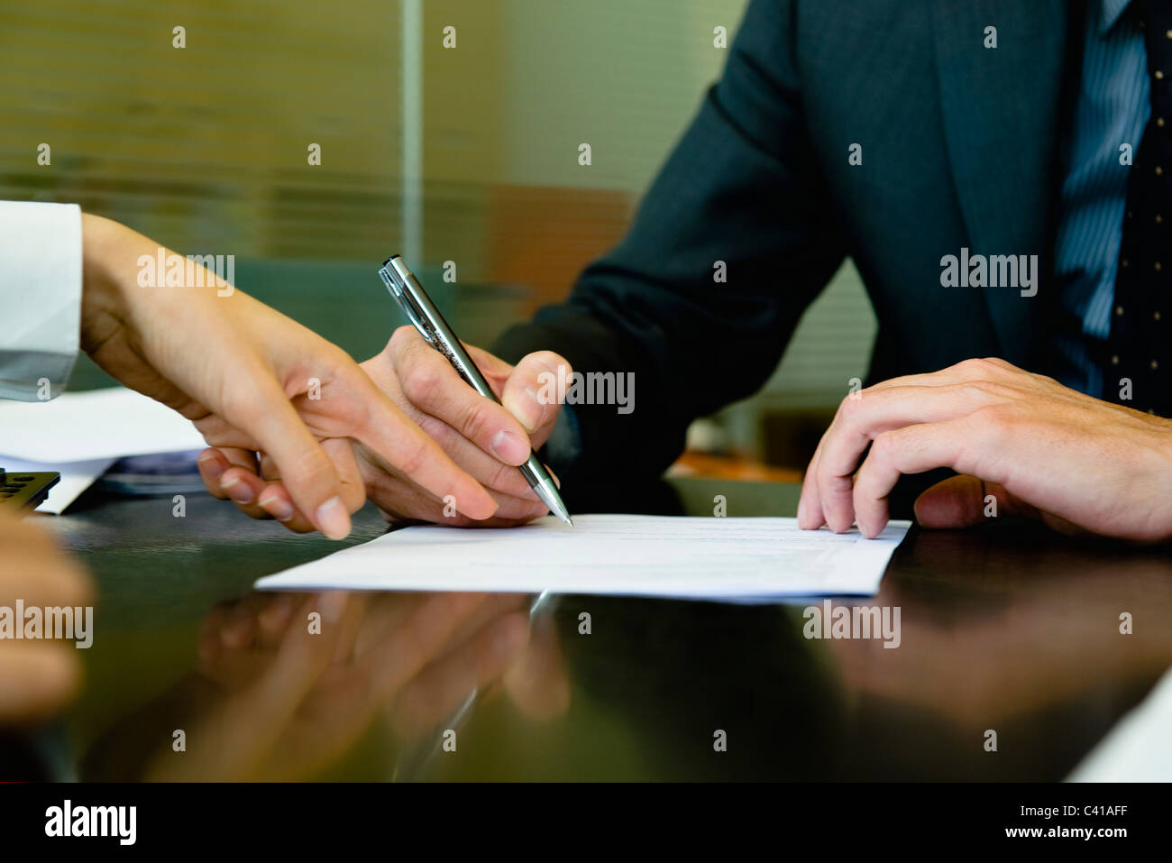Signing section hi-res stock photography and images - Alamy