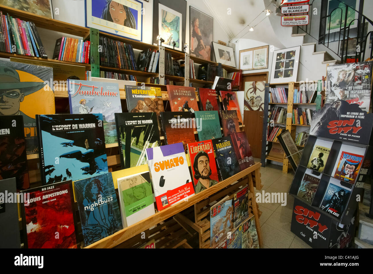 Comic book shop hi-res stock photography and images - Alamy