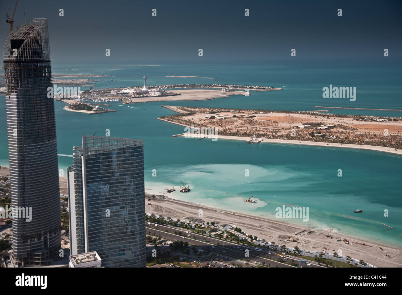 Abu Dhabi UAE United arab emirates skyline Stock Photo - Alamy