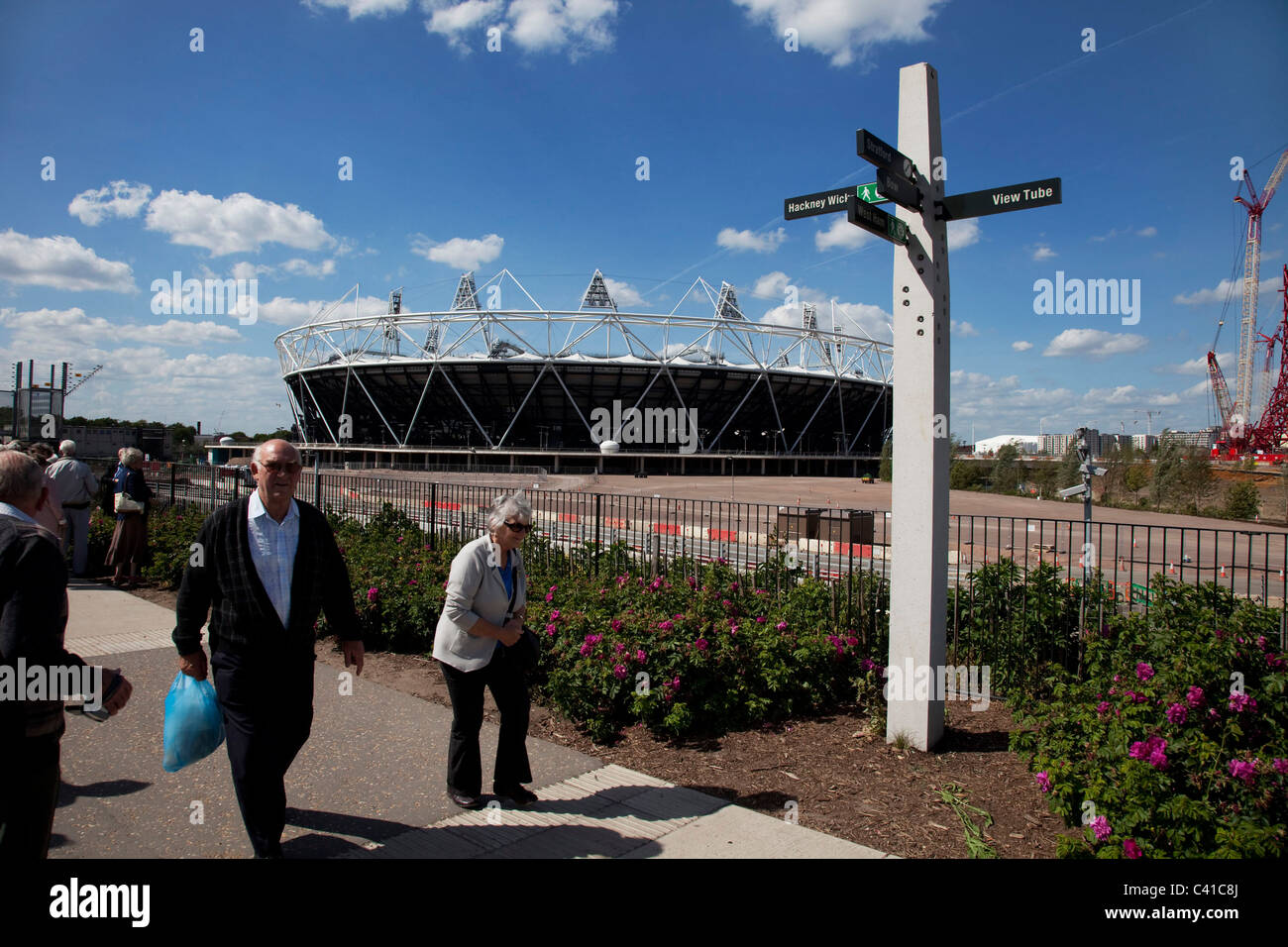 2012 olympic stadium construction site hi-res stock photography and ...