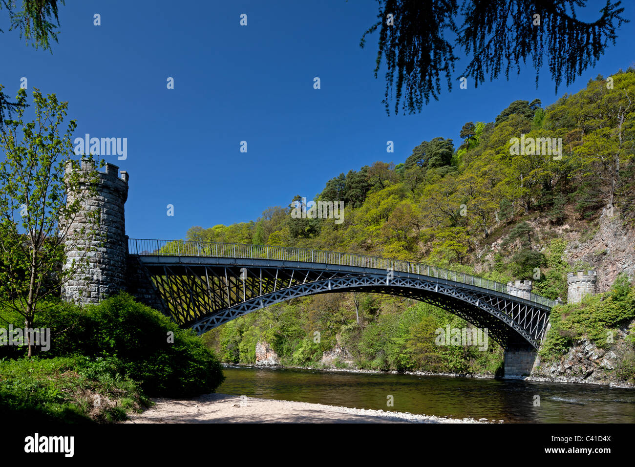 Thomas Telford Bridge spanning the River Spey at Craigellachie Stock ...