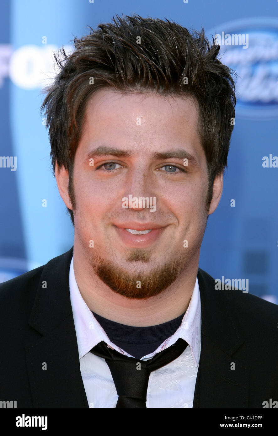 LEE DEWYZE AMERICAN IDOL GRAND FINAL 2011 DOWNTOWN LOS ANGELES ...