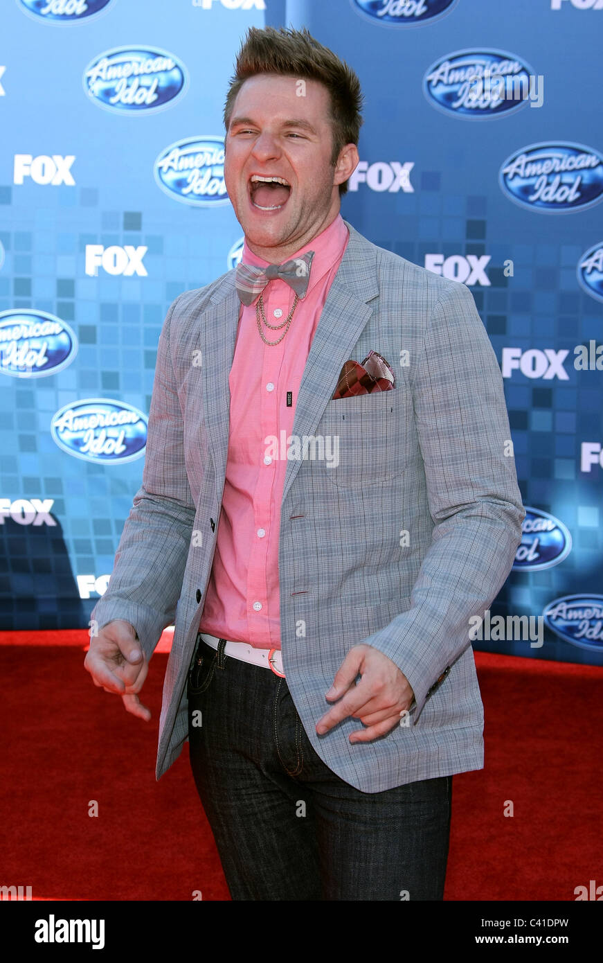 BLAKE LEWIS AMERICAN IDOL GRAND FINAL 2011 DOWNTOWN LOS ANGELES ...