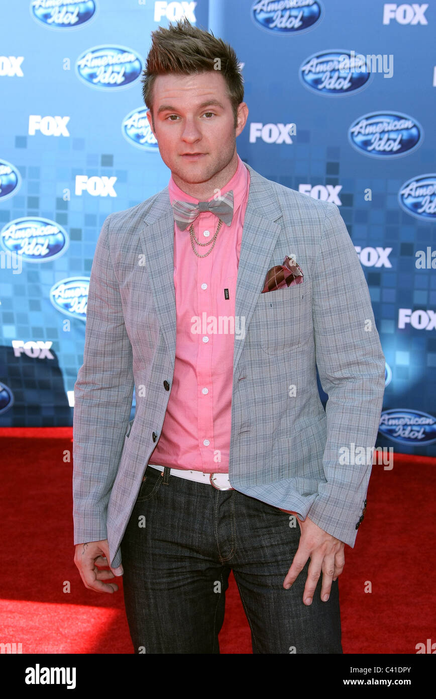 BLAKE LEWIS AMERICAN IDOL GRAND FINAL 2011 DOWNTOWN LOS ANGELES ...