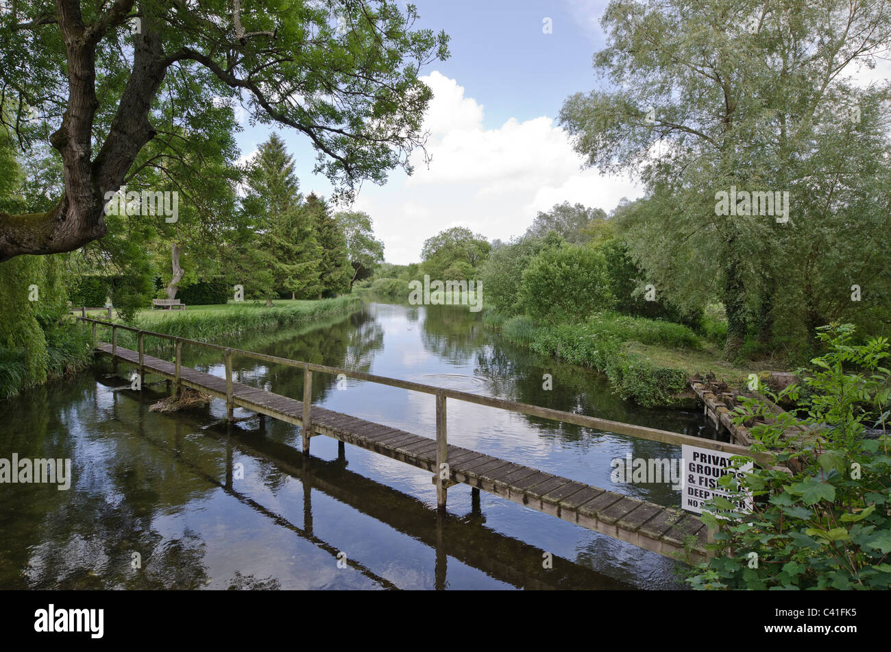 River test wooden bridge trees hi-res stock photography and images - Alamy