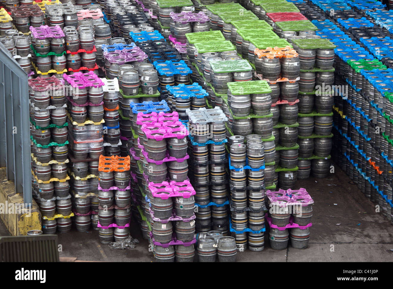 Beer barrels hi-res stock photography and images - Alamy