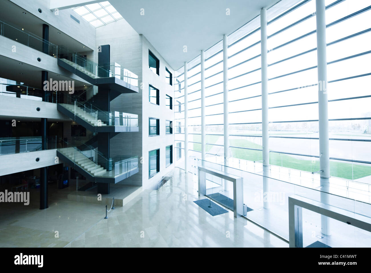 Glass atrium ceilings hi-res stock photography and images - Alamy