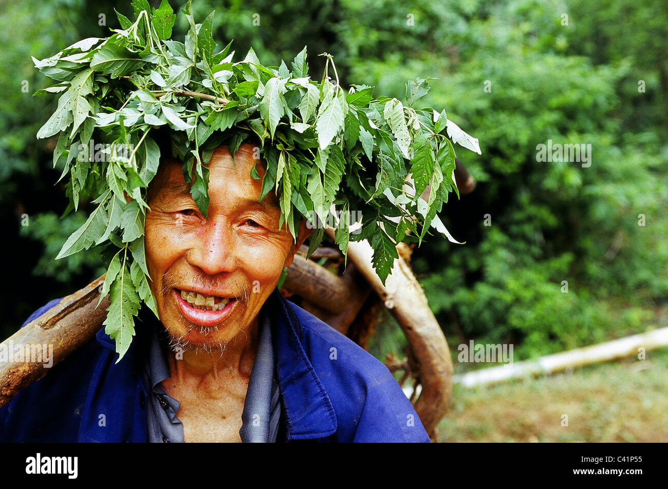 Big smile chinese faces hi-res stock photography and images - Alamy