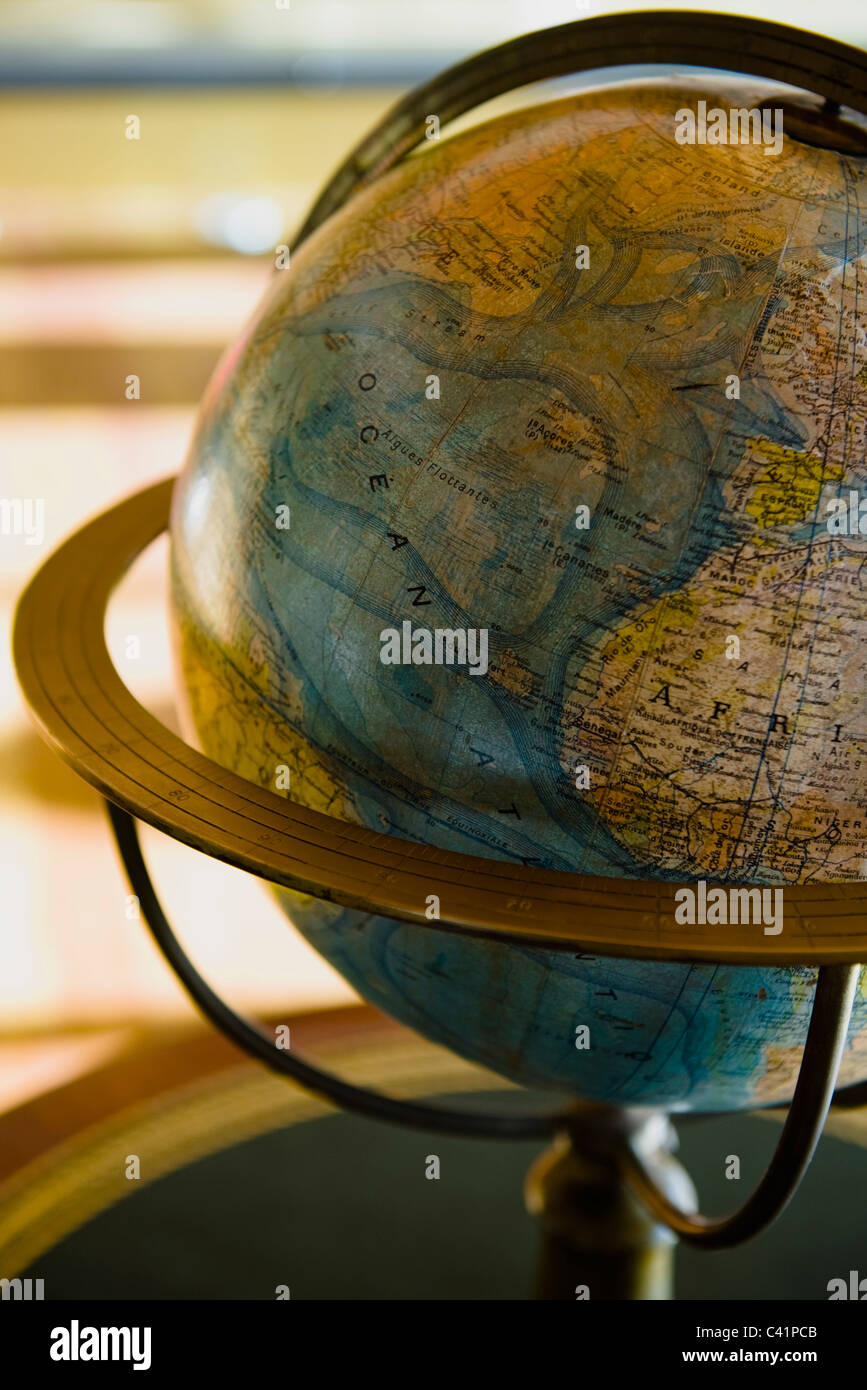 Geography globe hi-res stock photography and images - Alamy