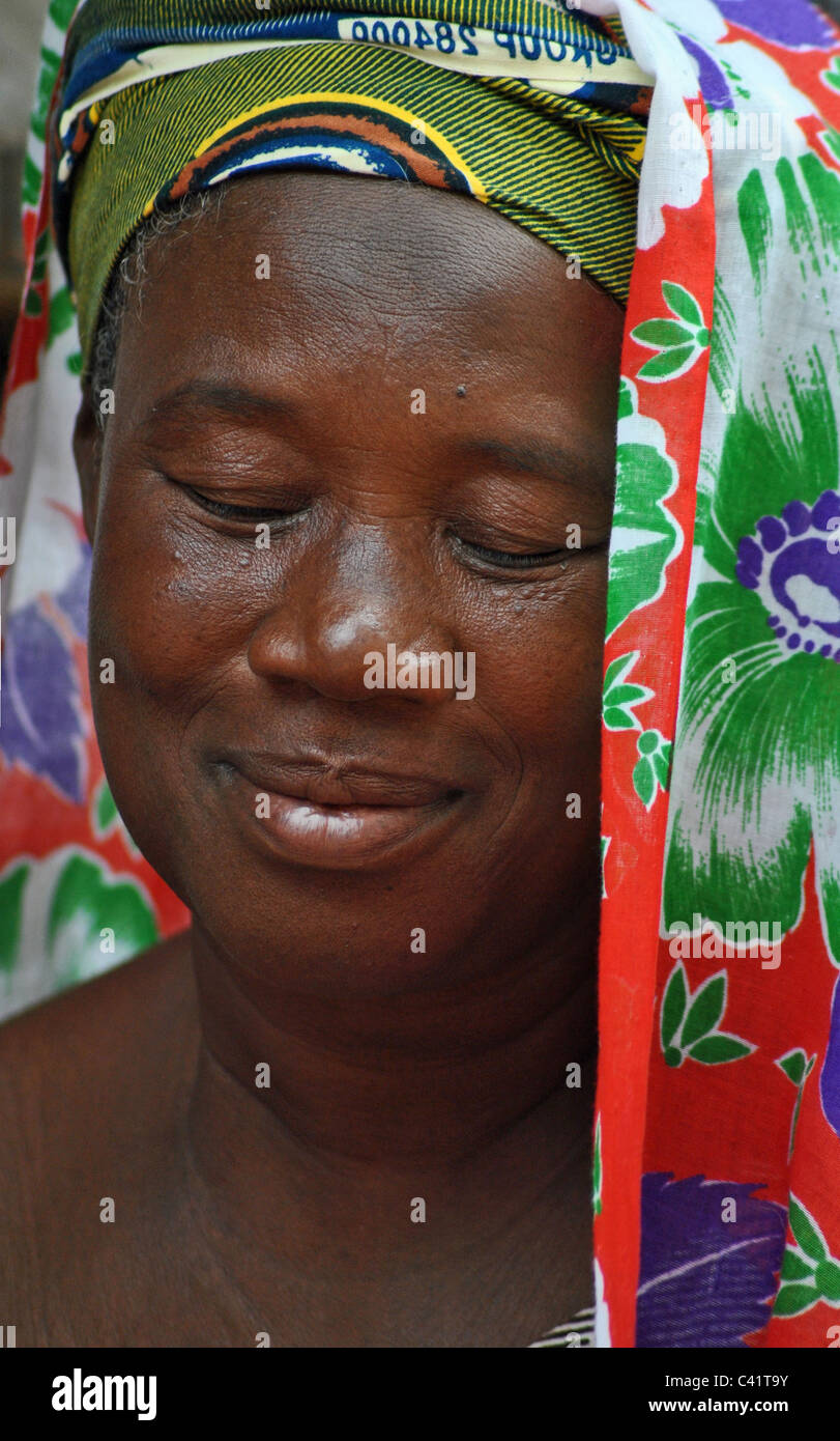 Smiling woman in the Ivory Coast, West Africa Stock Photo - Alamy