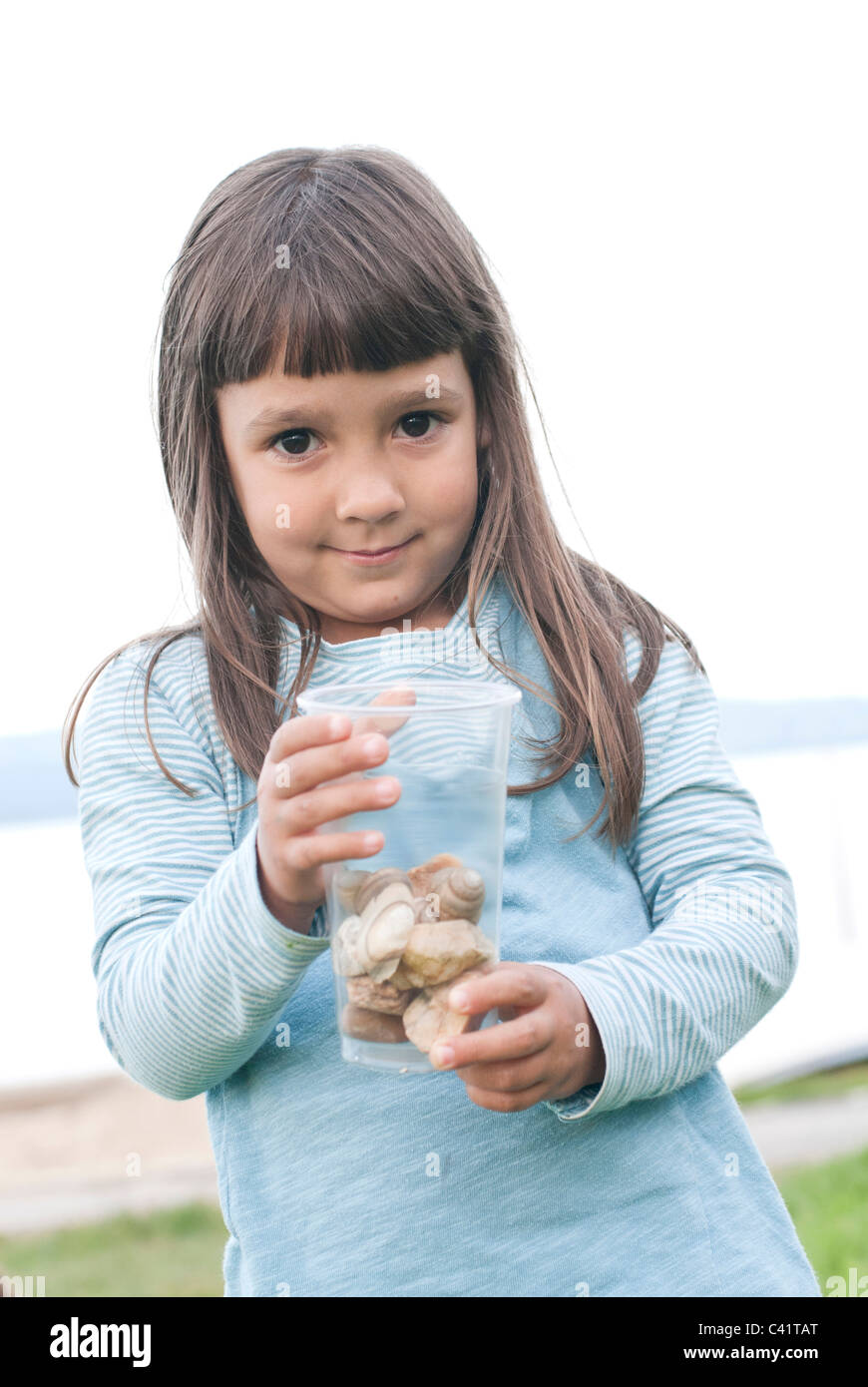 Little white stones hi-res stock photography and images - Alamy