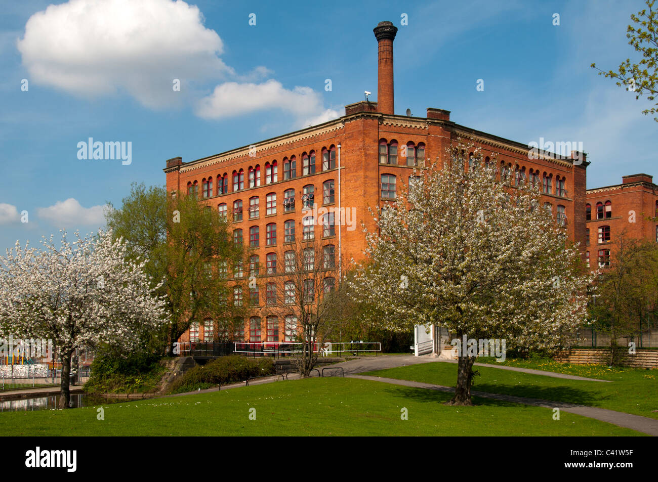 Victoria Mill over the Rochdale Canal, Miles Platting, Manchester ...