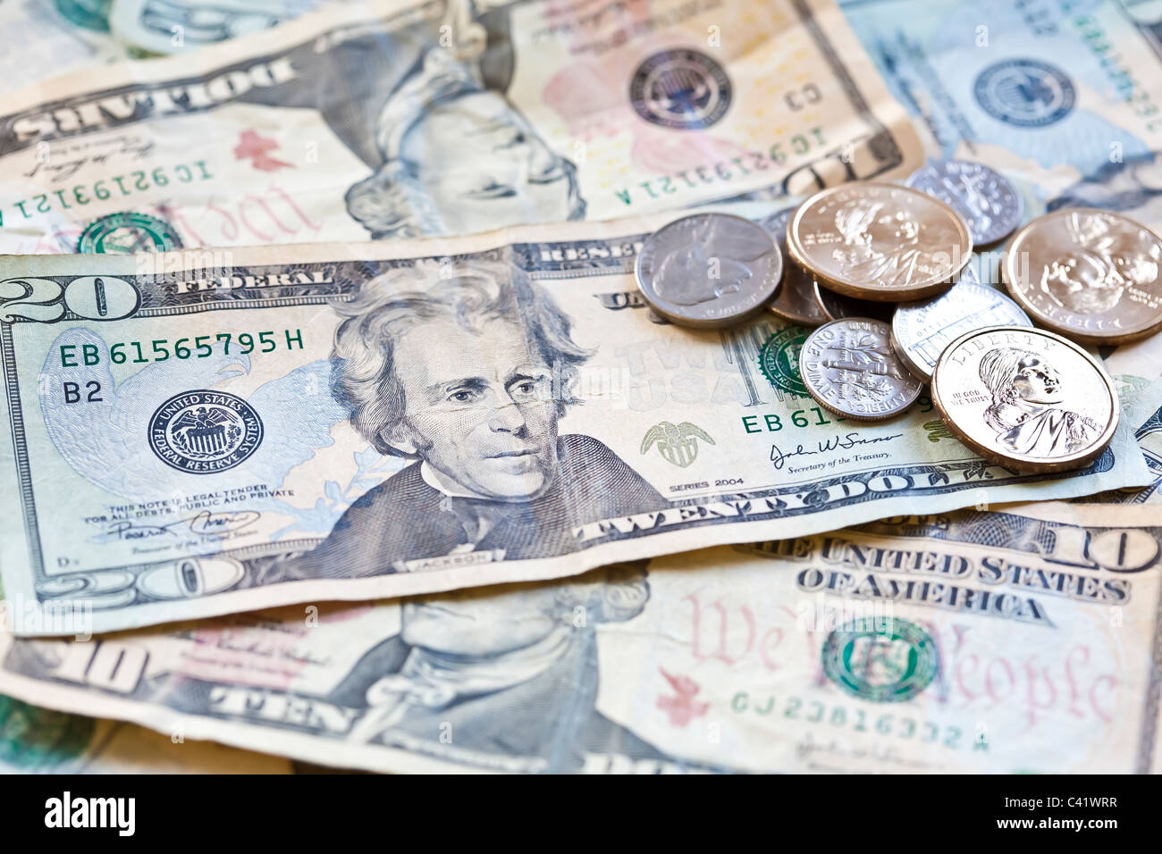 us currency closeup of bills and coins Stock Photo - Alamy