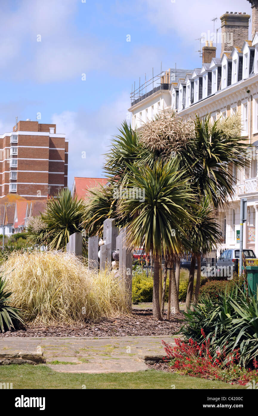 New Mediterranean style garden planted at Heene Terrace on Worthing ...