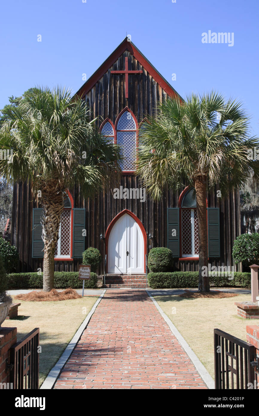 Landmark Episcopalian church on the May River Bluff in South Carolina ...