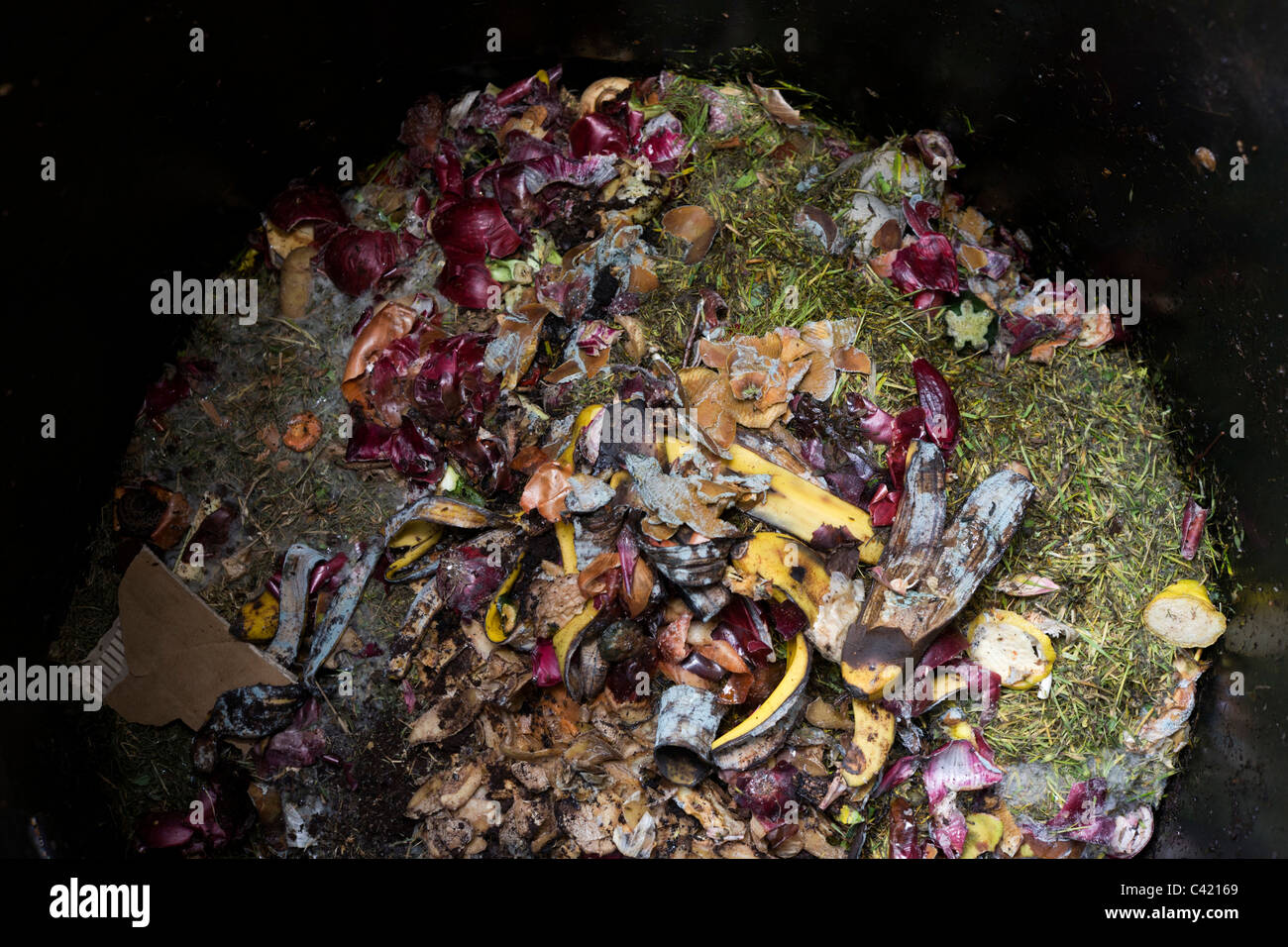 Composting grass cuttings hi-res stock photography and images - Alamy