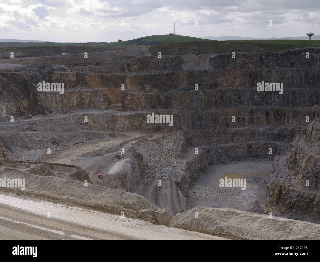 Coldstones Cut Coldstones Quarry High Resolution Stock Photography and ...