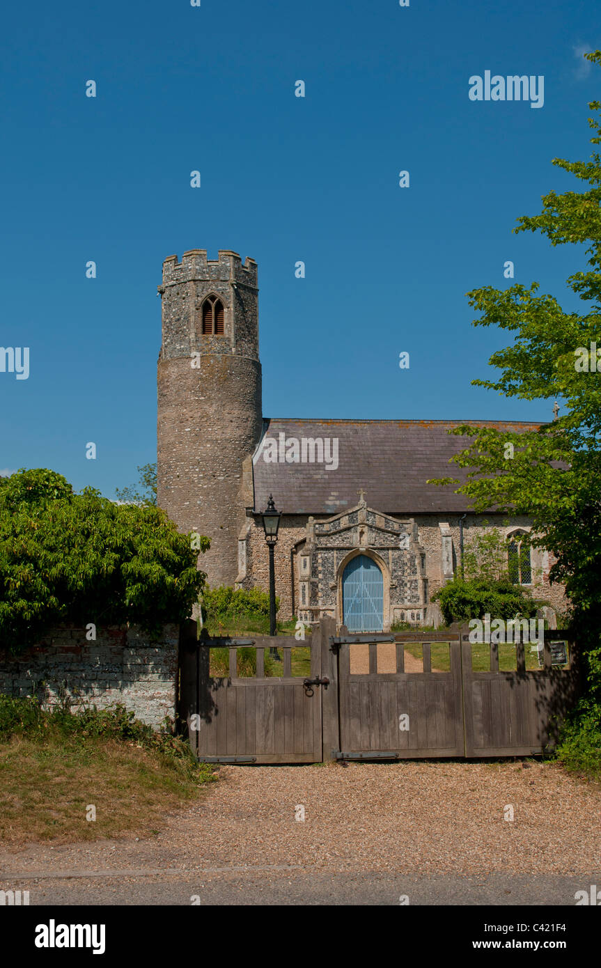 Round tower churches hi-res stock photography and images - Alamy