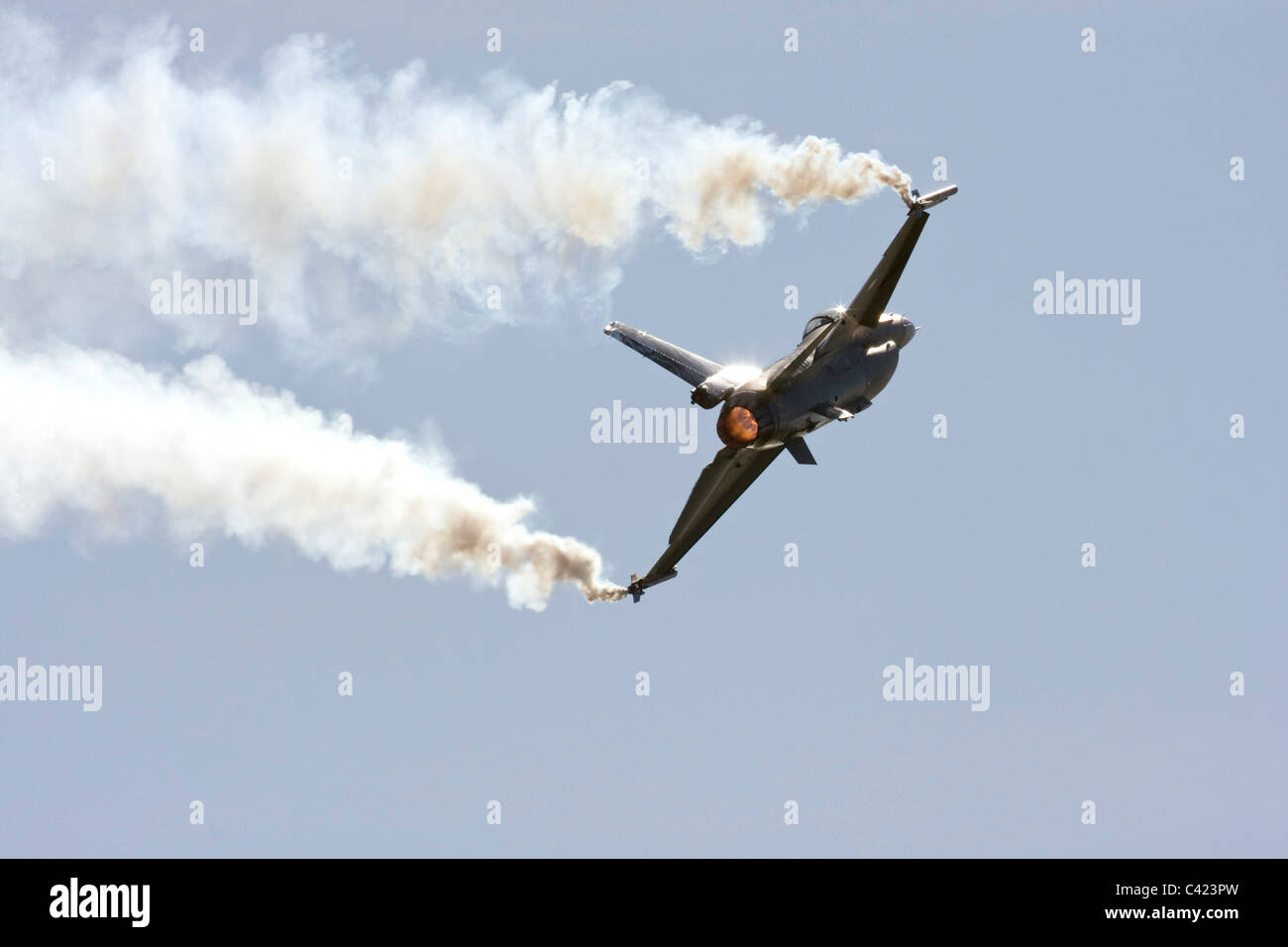 RNLAF F-16 jet at RAF Leuchars Airshow 2009, Fife, Scotland Stock Photo ...