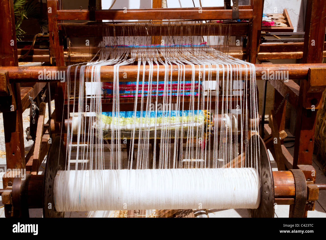 Vintage knitting machine hi-res stock photography and images - Alamy
