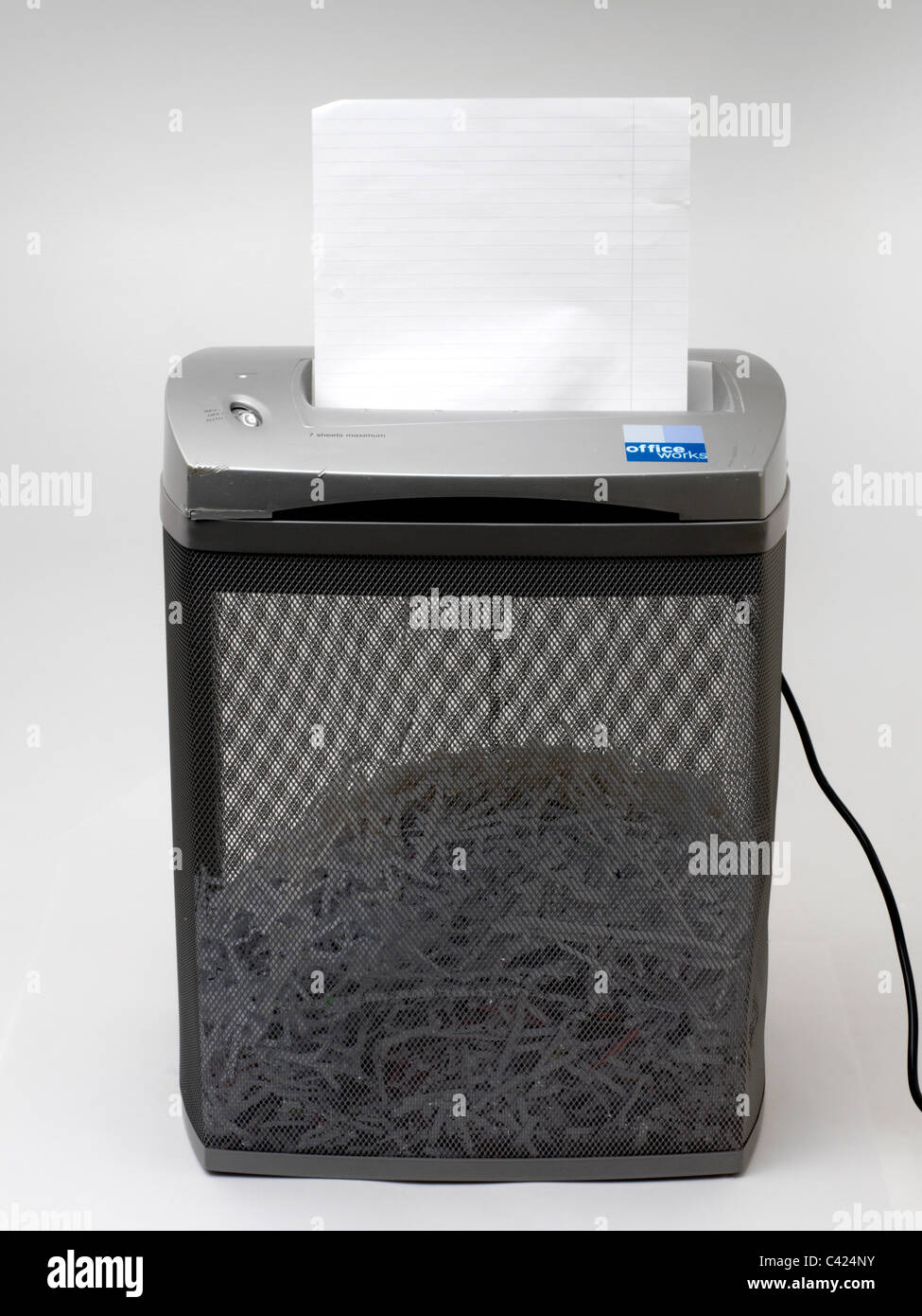 Shreddiing hi-res stock photography and images - Alamy